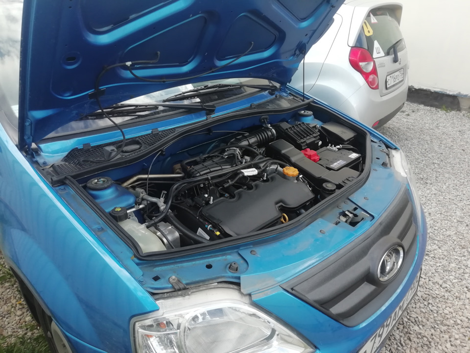 Уплотнитель для капота " Антигрязь" — Lada Ларгус, 1,6 л, 2020 года ...