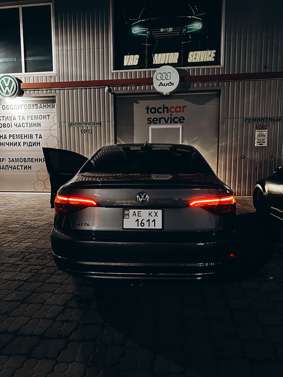 Кодировка задних фар — Volkswagen Jetta VII, 1,4 л, 2018 года | электроника | DRIVE2