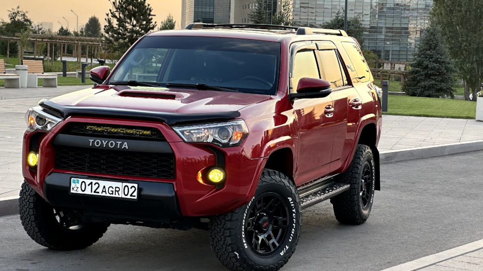 Toyota 4Runner V 4.0 бензиновый 2019 | RED PANDA на DRIVE2