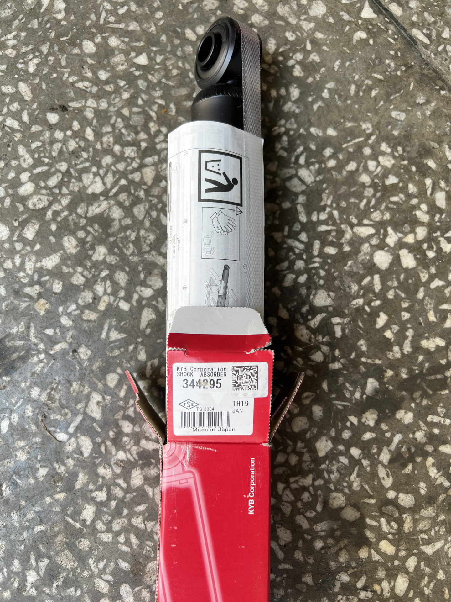 Замена амортизаторов — Mitsubishi Pajero Sport (1G), 3 л, 2008 года ...