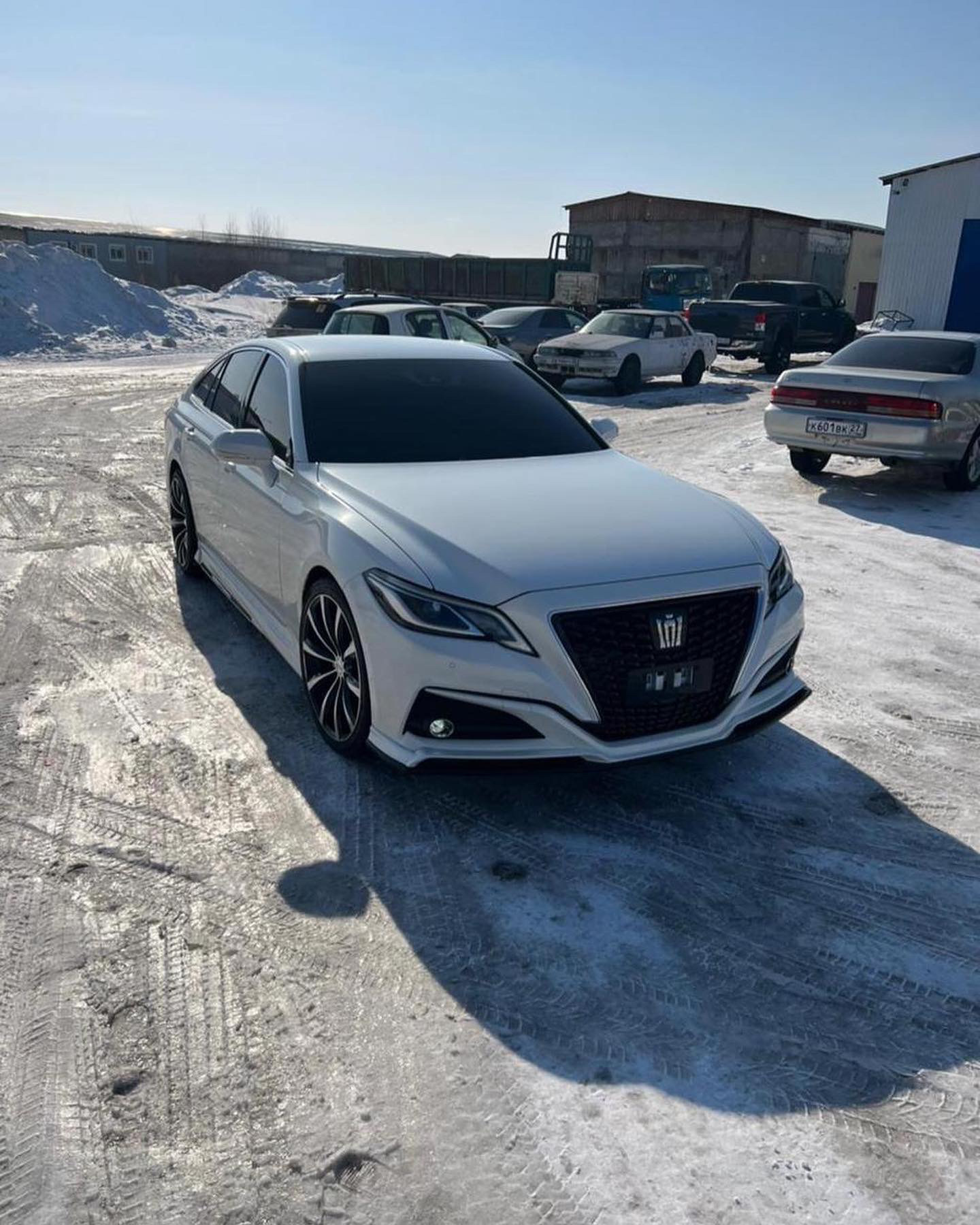 Комплект обвеса Toyota Crown S220 Mz Speed vs Modellista — CarsTune на DRIVE2