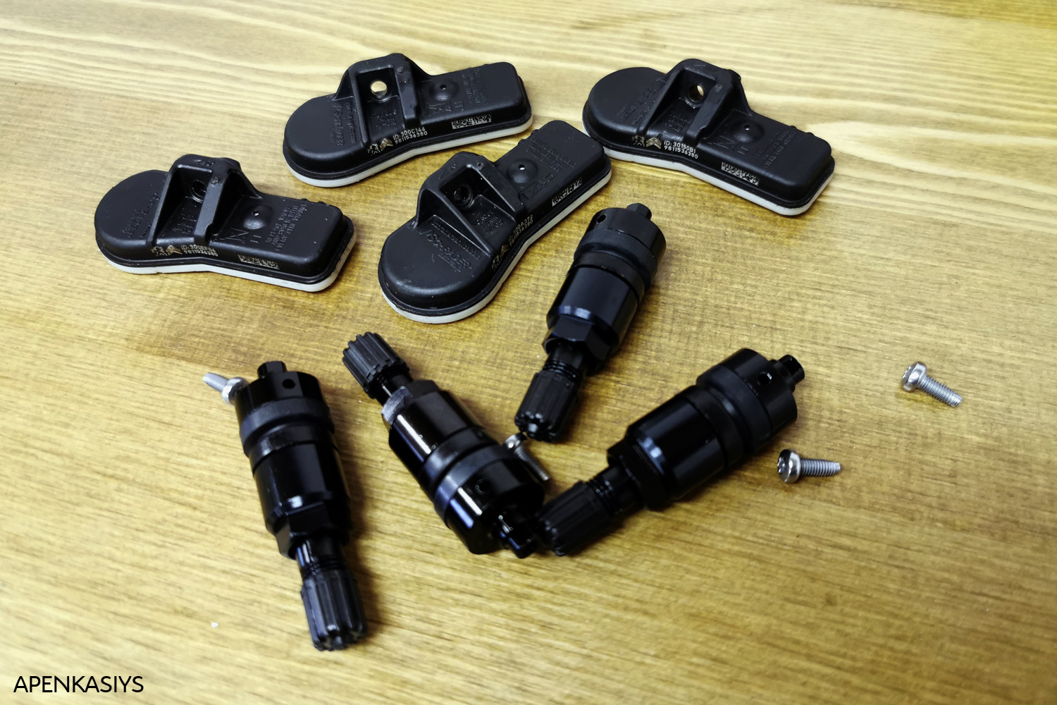 Установка системы прямого контроля давления в шинах или "Прикручиваем ...