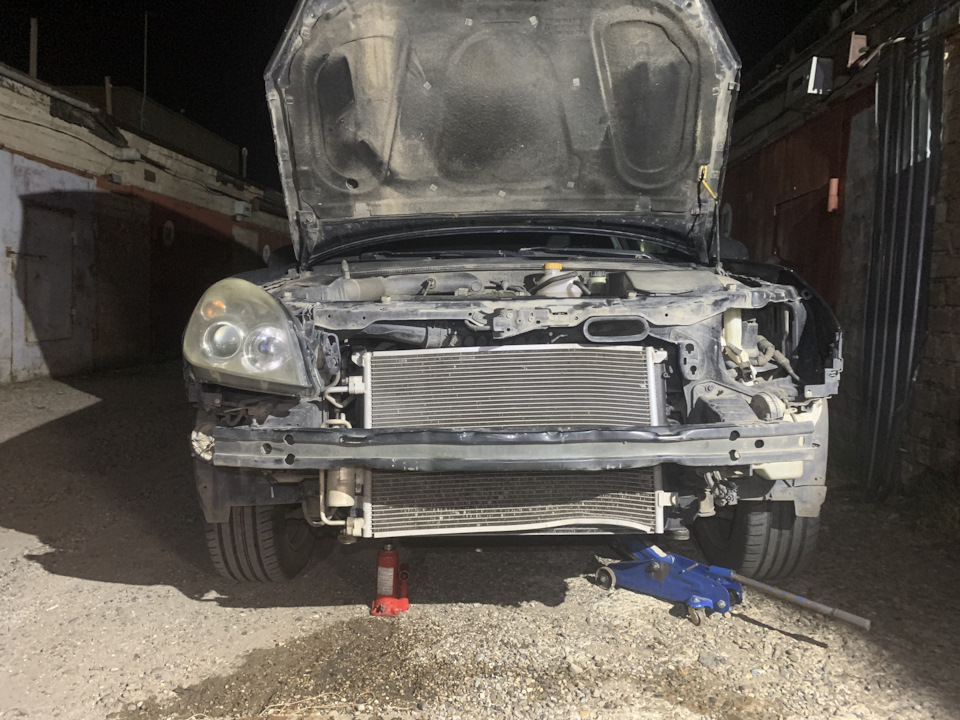 Толстый радиатор охлаждения от Z19DT — Opel Vectra C, 1,6 л, 2006 года ...