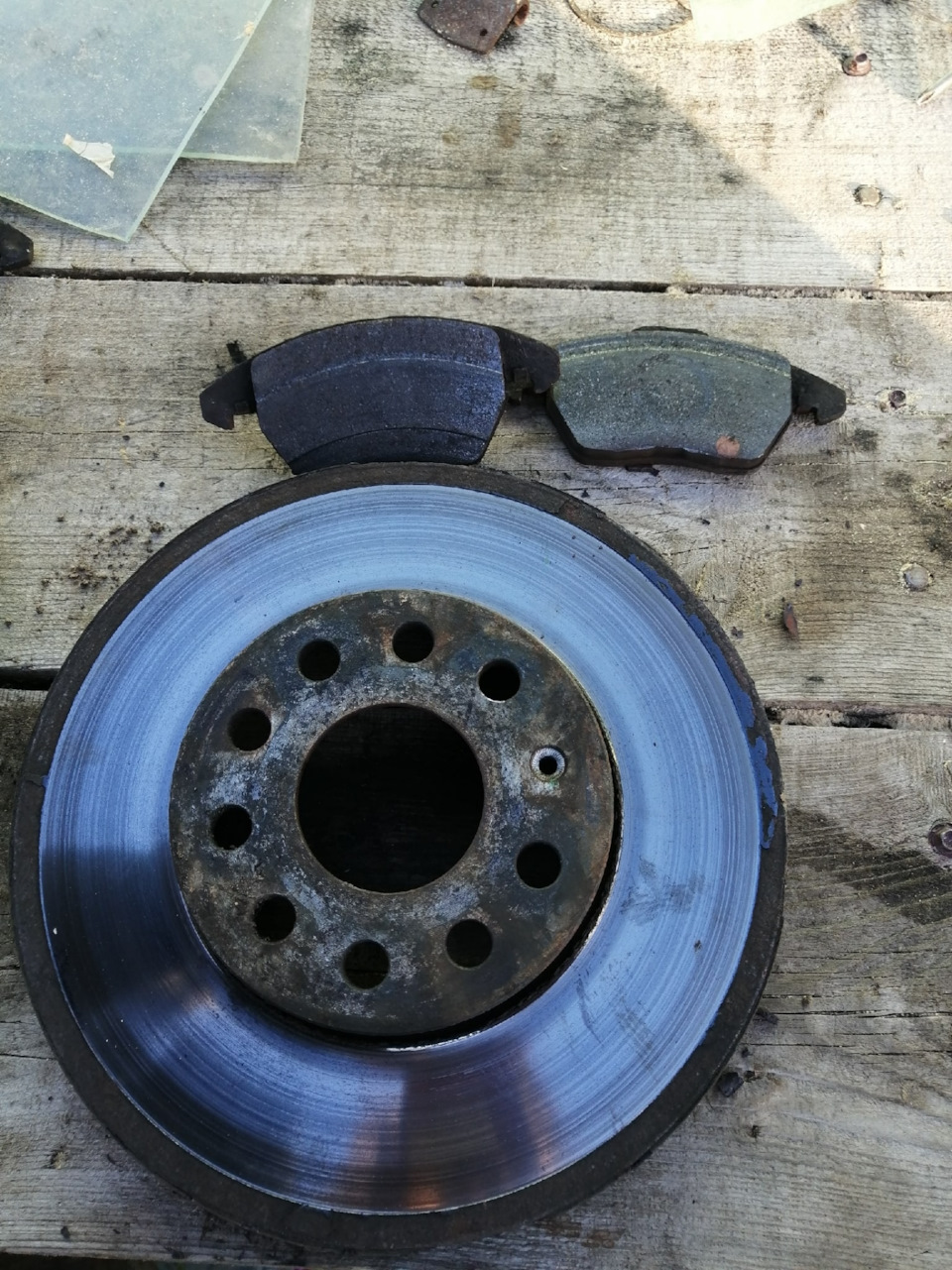 Новые тормозные диски и колодки — Skoda Octavia A5 Mk2, 1,8 л, 2011 ...