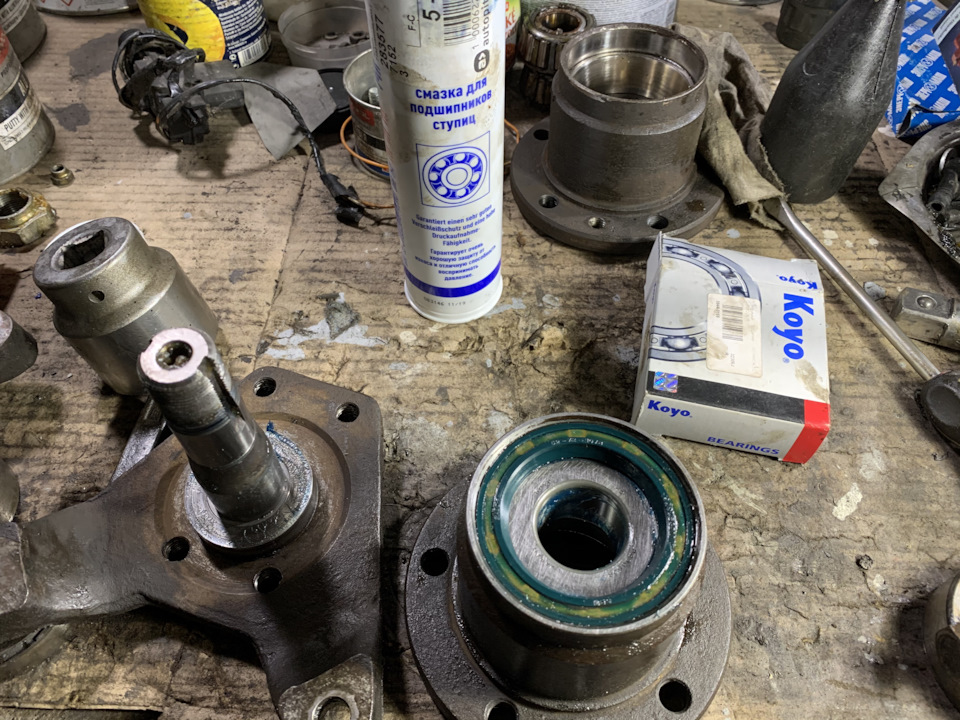 Передняя подвеска закончена. Статической занижение Волги. Часть 1 ...