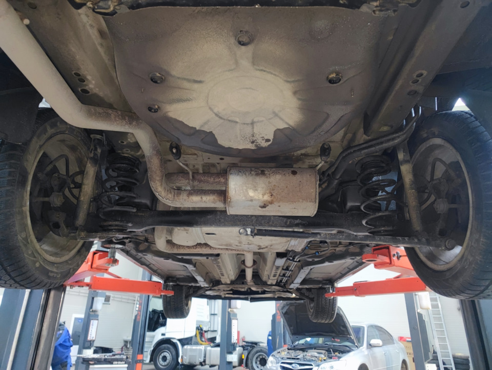 Замена сайлентблока механизма Уатта и левой тяги. — Opel Astra J, 2 л ...