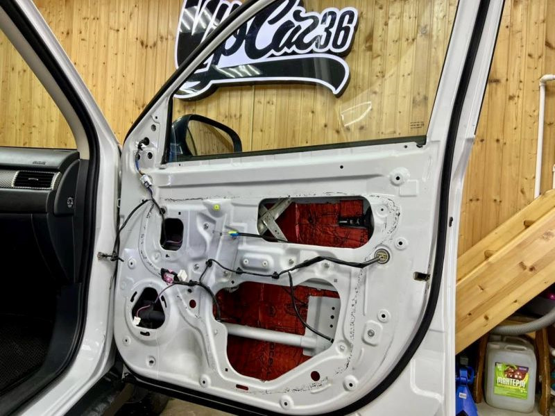 7. Шумоизоляция. Колонки RF. — Mitsubishi Outlander (3G), 2,4 л, 2013 ...