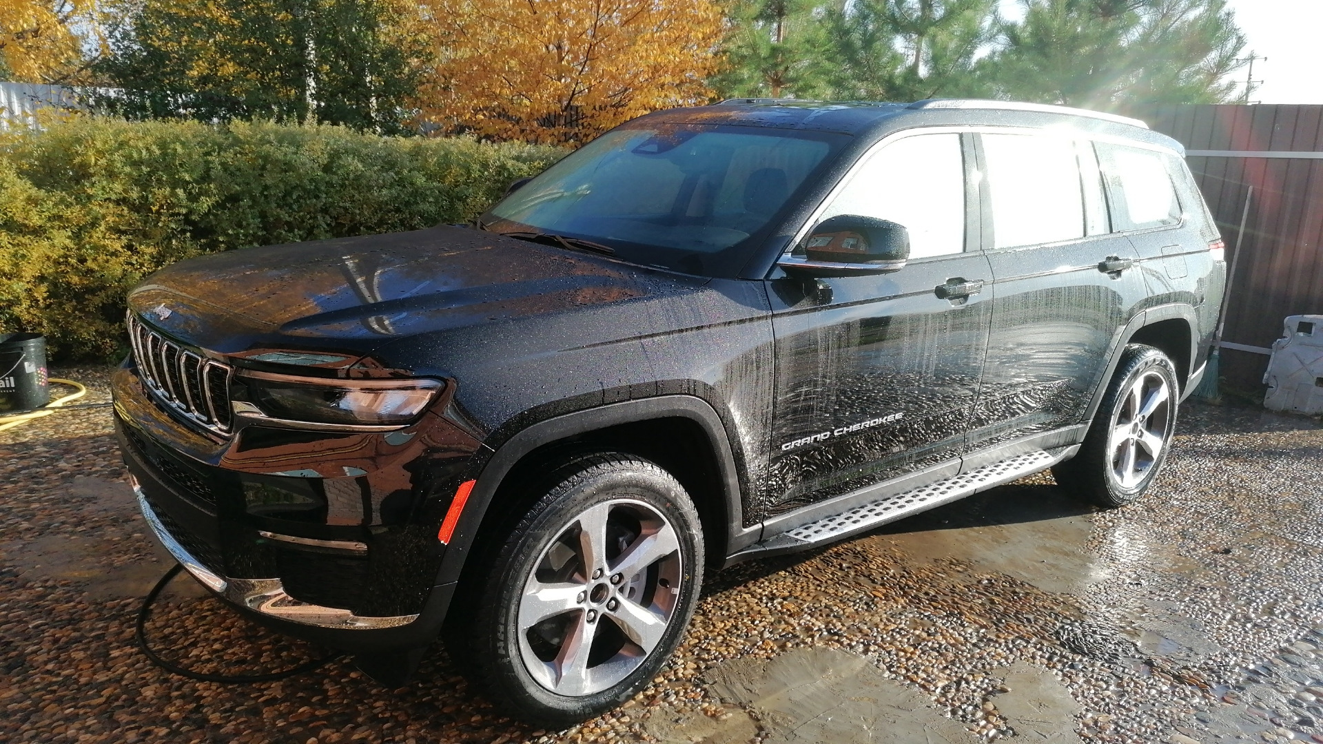 Дома — Jeep Grand Cherokee (WL), 3,6 л, 2022 года | мойка | DRIVE2