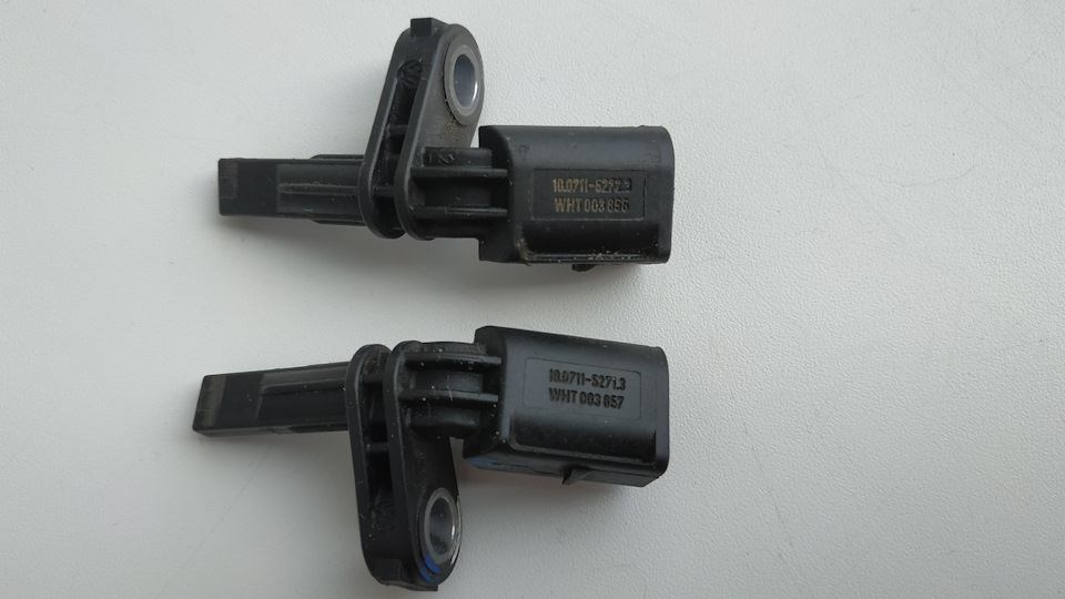 WHT003856 Датчик числа оборотов VAG | Запчасти на DRIVE2