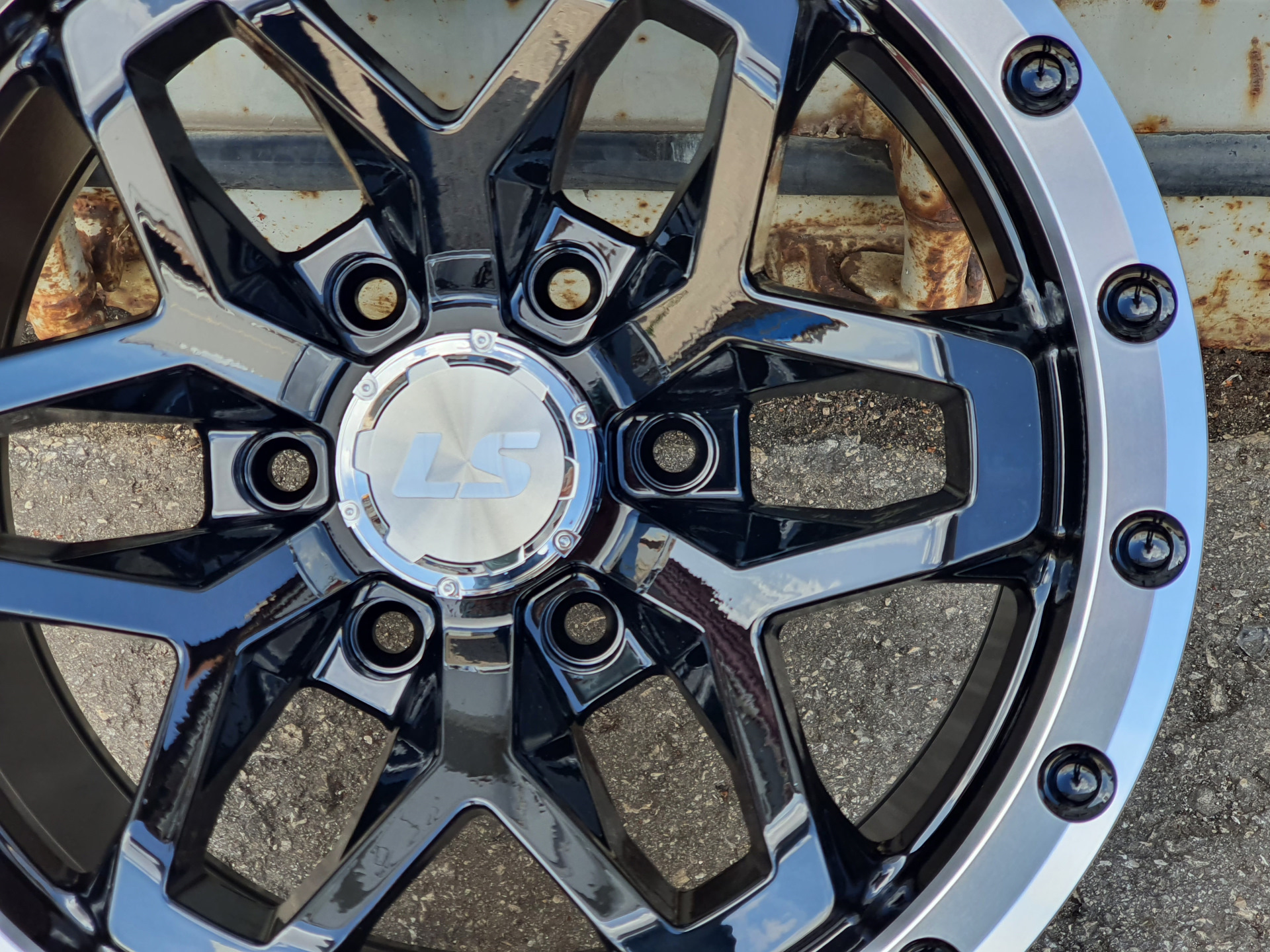 Диски r17 Tank 300, Hilux, LC Prado, LS 1350 BKL — Slikshop на DRIVE2