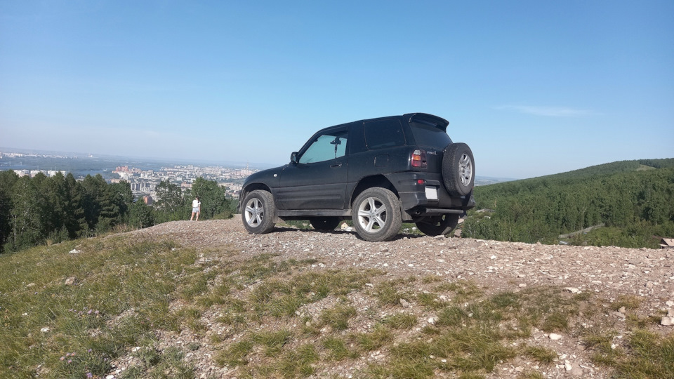 Бортжурнал Toyota RAV4 BLACK BOOT