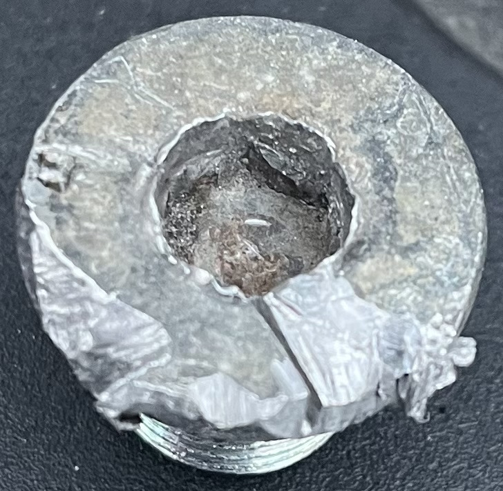 Подтёки масла на двигателе — Toyota Prius (20), 1,5 л, 2009 года ...