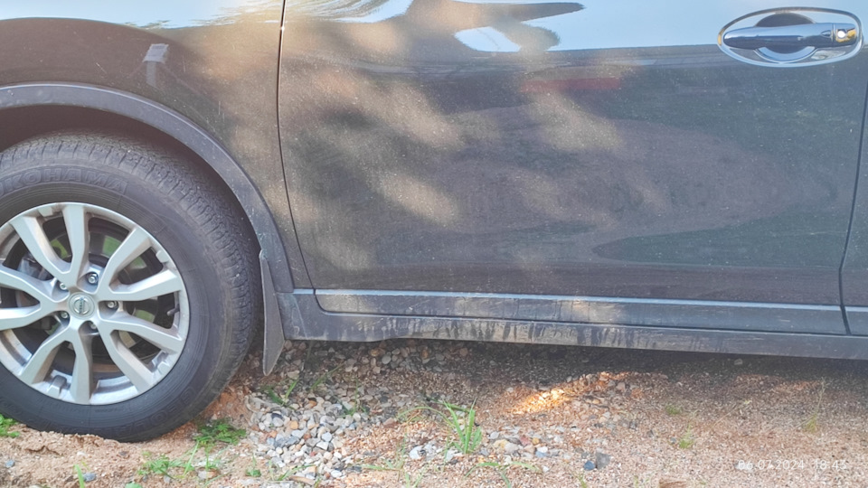 Брызговики работают! — Nissan X-Trail III (t32), 2,5 л, 2021 года ...