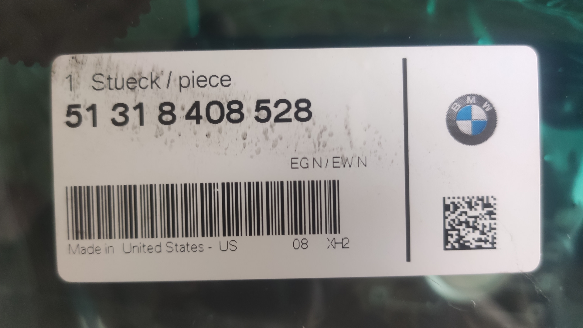 Замена лобового стекла, щёток стеклоочистителей и их поводков. — BMW X5 ...