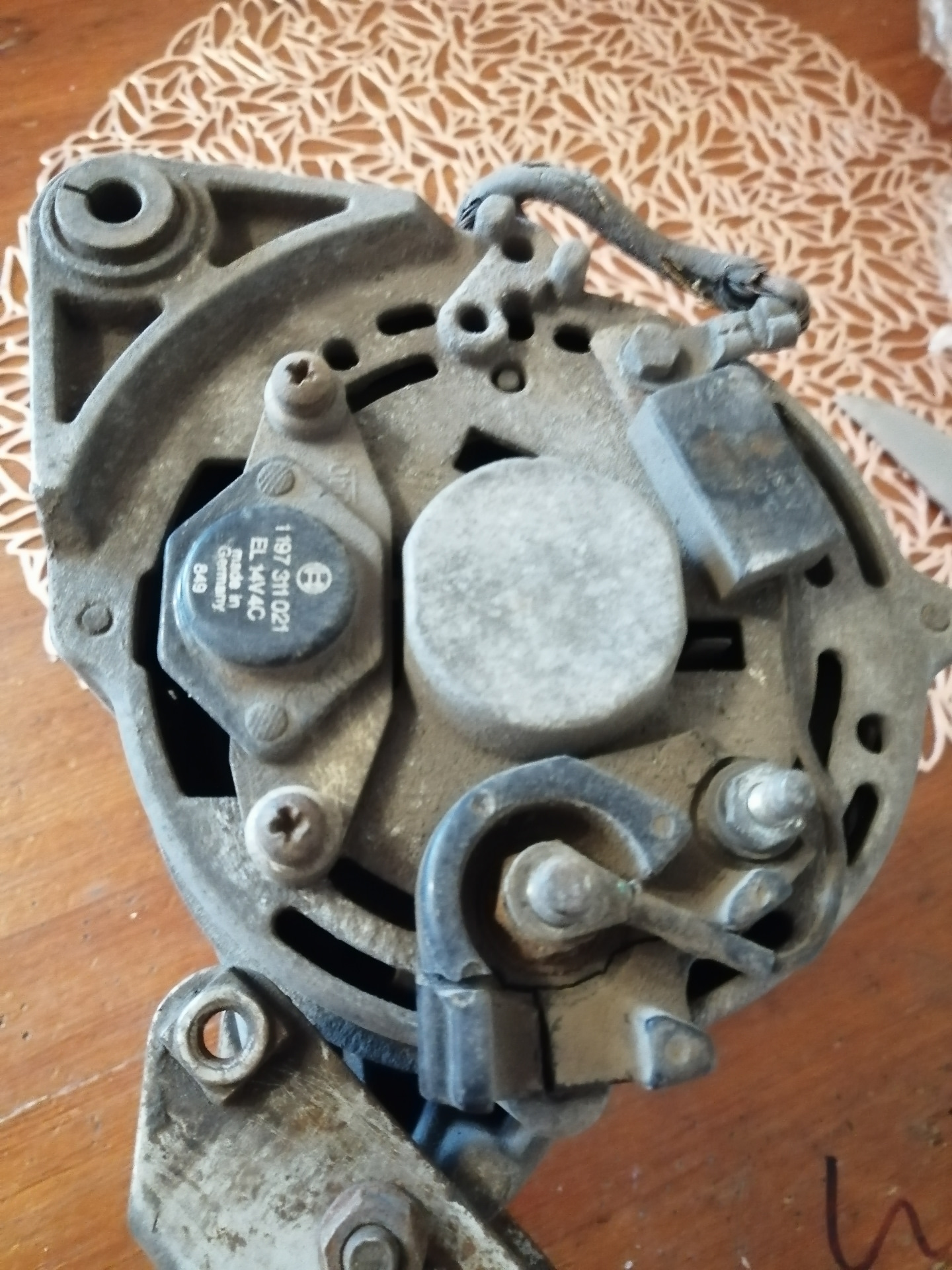 Клипсы крепления обшивки. — Nissan Maxima QX (A33), 3 л, 2003 года ...