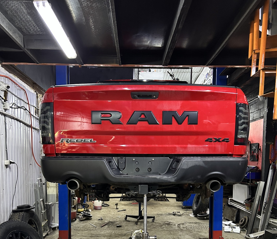 Выхлоп. — Dodge Ram, 5,7 л, 2017 года | тюнинг | DRIVE2