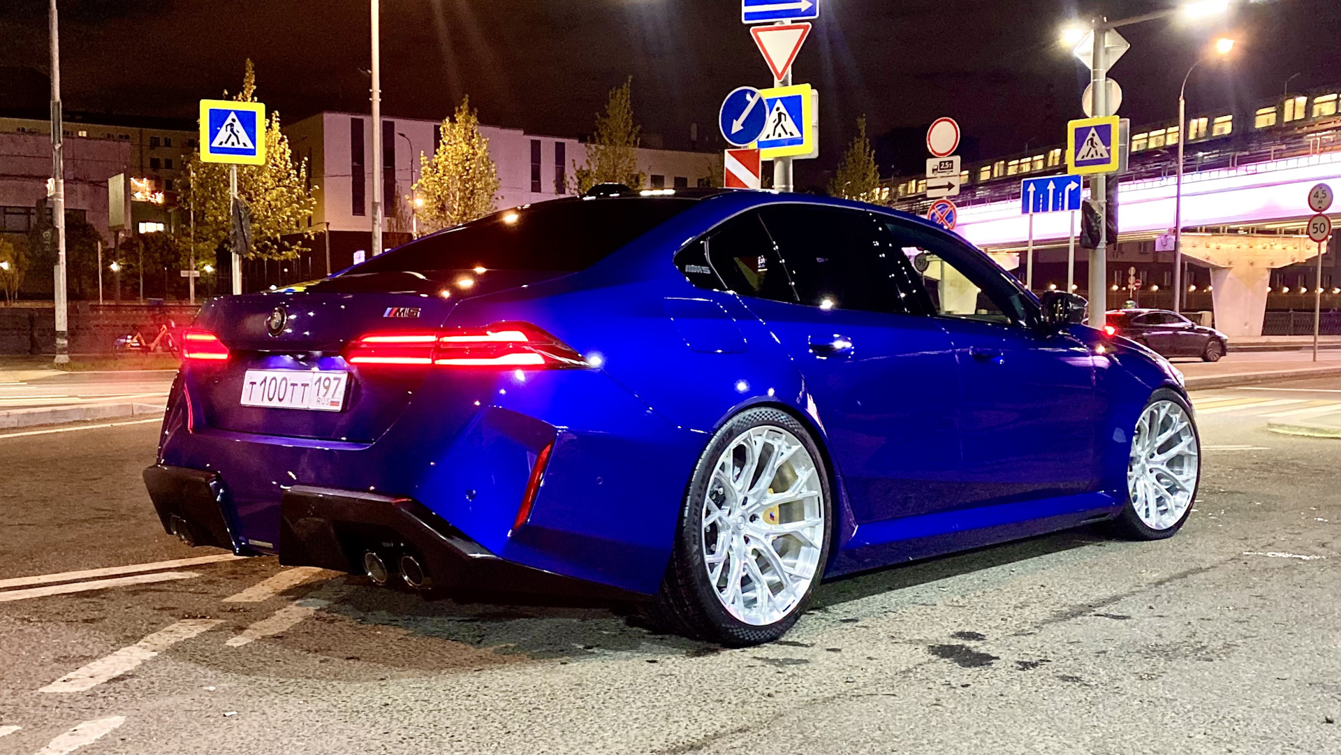 🔥🔥🔥Что тут у нас по стилю! — BMW M5 (G90), 4,4 л, 2024 года | колёсные диски | DRIVE2