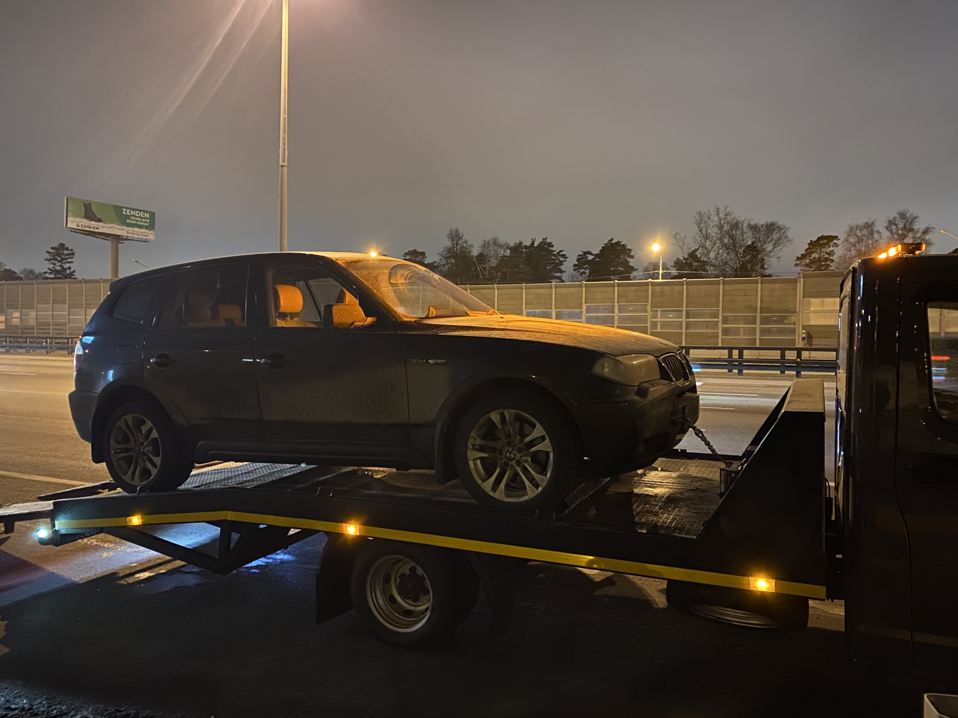 Лопнул патрубок охлаждения — BMW X3 (E83), 3 л, 2007 года | эвакуация ...