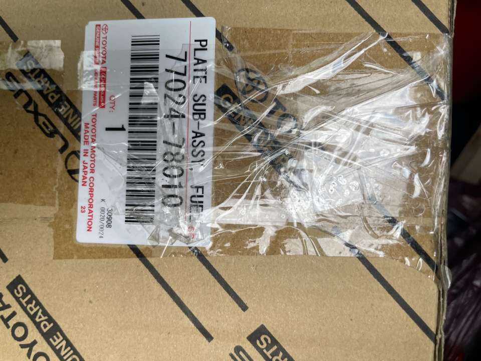 Замена топливного фильтра — Toyota Harrier (3G), 2 л, 2018 года ...