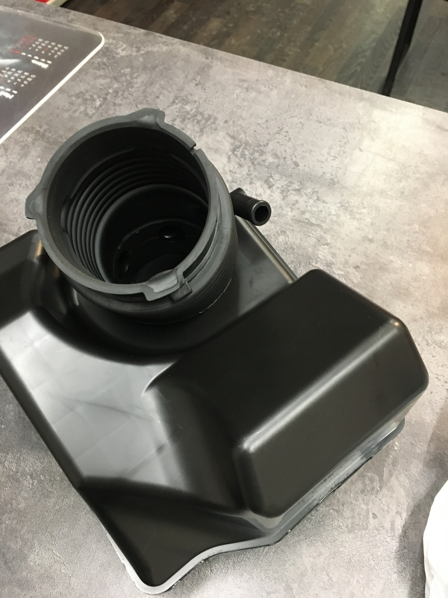 Патрубок впуска — Toyota Camry (XV40), 3,5 л, 2008 года | визит на ...