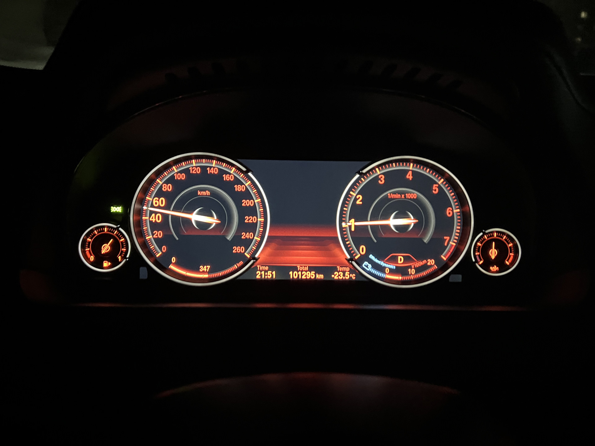 Замена пыльника правой передней стойки — BMW 7 series (F01/02), 4,4 л ...