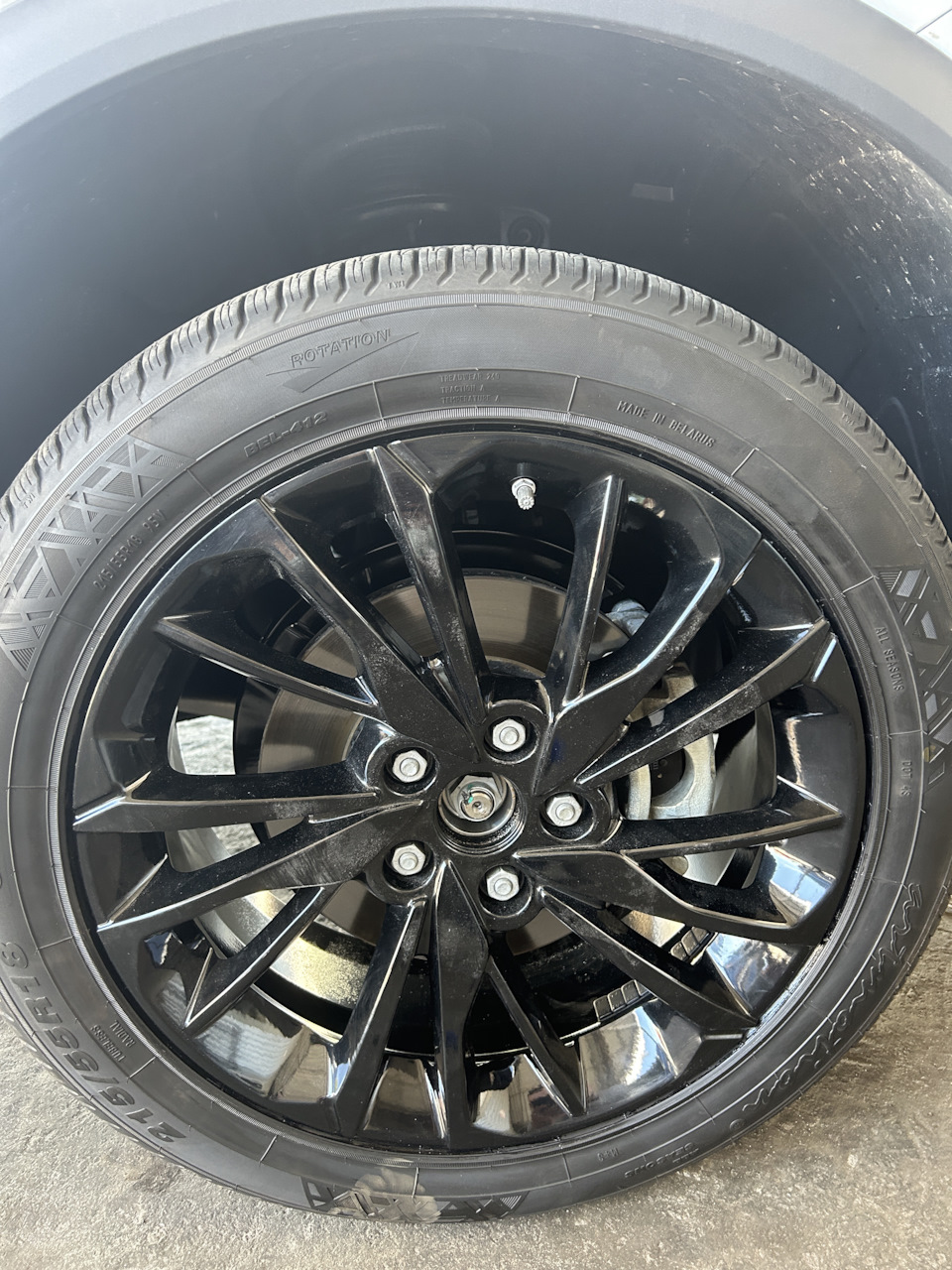 Оригинальные R18 в черном цвете. — Belgee X50, 1,5 л, 2024 года ...