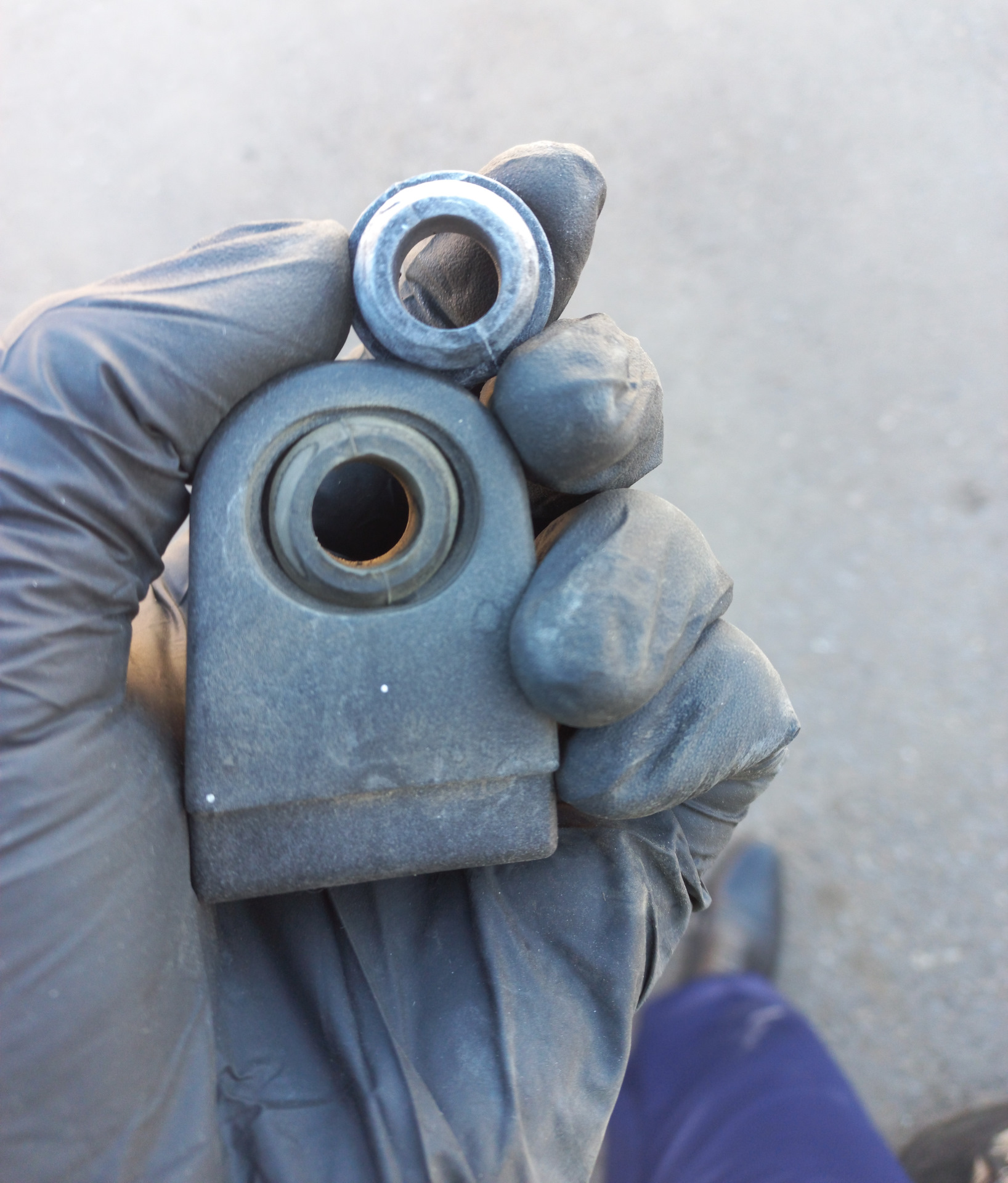 Замена радиатора охлаждения — Peugeot 406, 1,8 л, 2003 года | своими ...