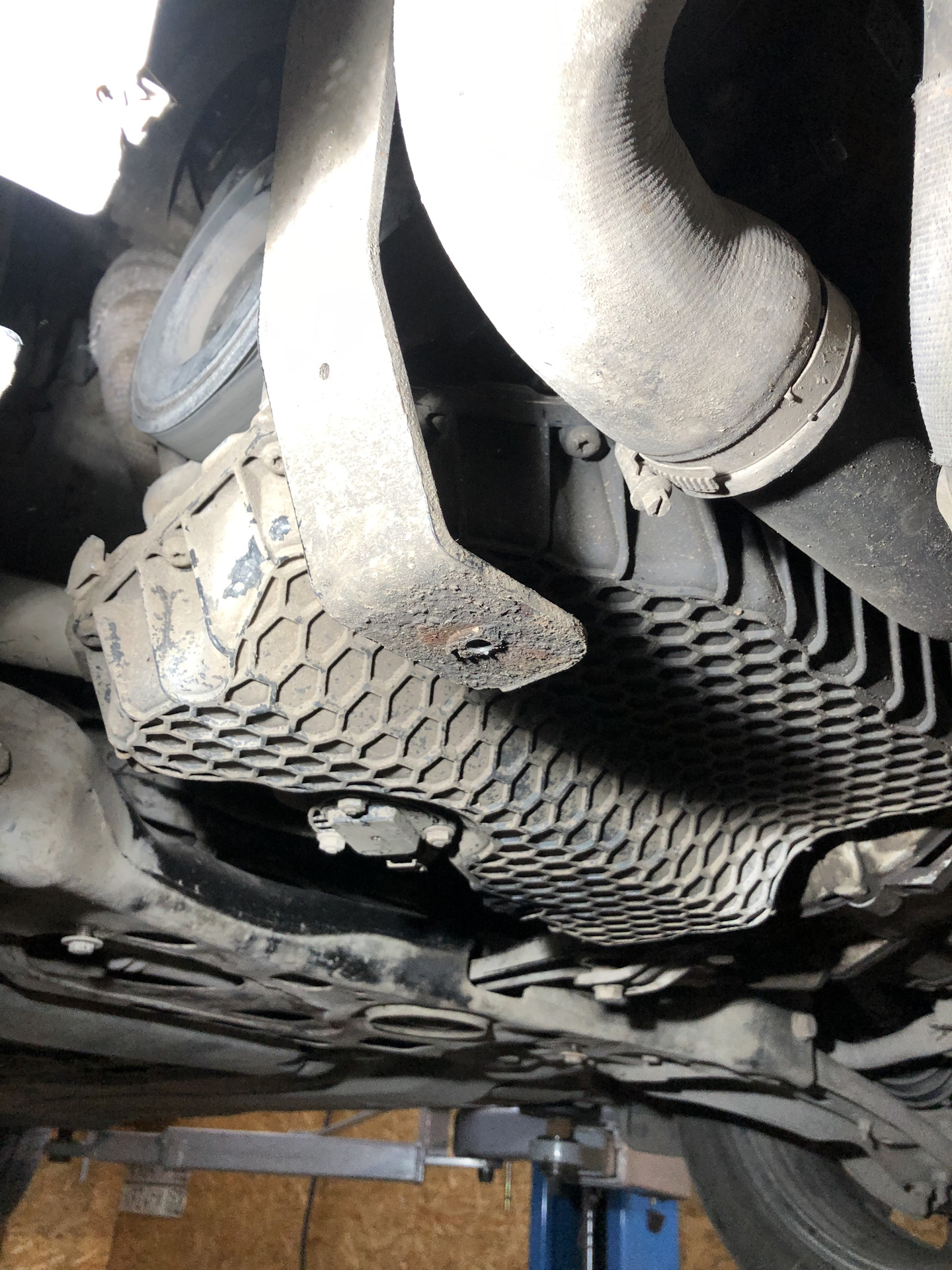 Замена датчика ошибка p164b00 — Skoda Octavia A7 Mk3, 1,8 л, 2013 года ...