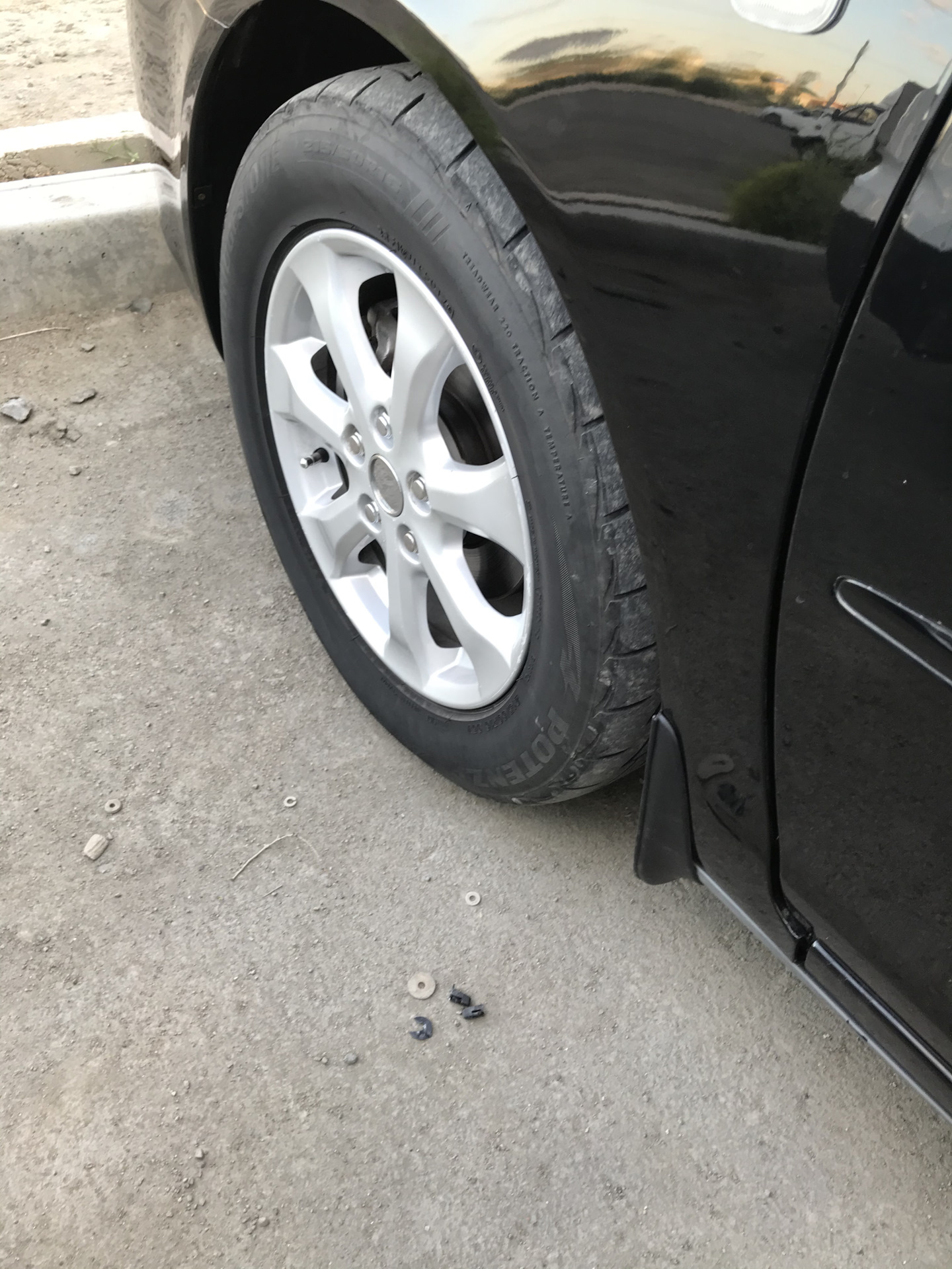 Установка брызговиков — Toyota Camry (XV30), 2,4 л, 2006 года ...