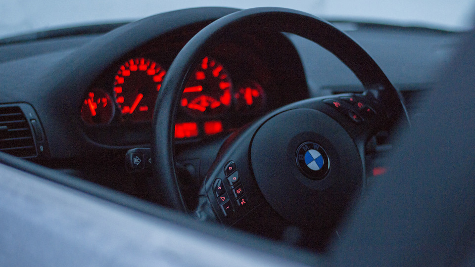 BMW 3 series (E46) 2.2 бензиновый 2003 | clean-look на DRIVE2