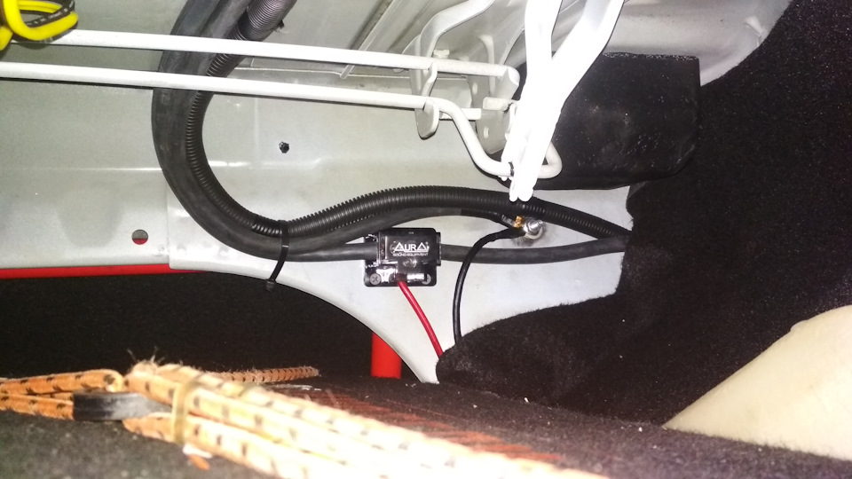 Установил музыку.Hertz HV165, Kicx Kap 47, Alpine CDA-117Ri — Lada Granta Sport, 1,6 л, 2018 ...