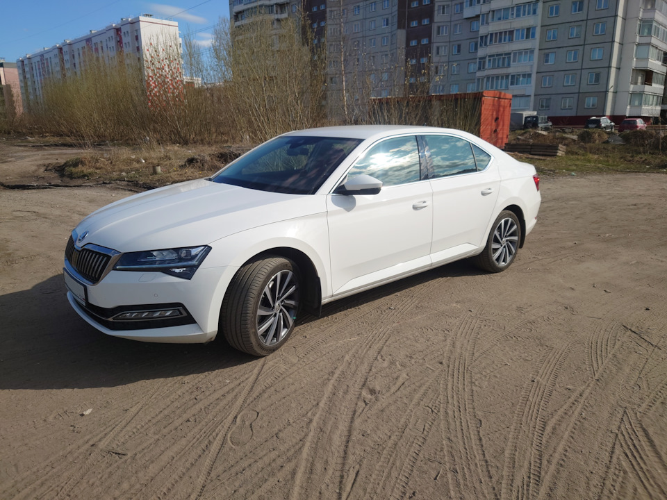 R18 Perseus — Skoda Superb Mk3, 2 л, 2021 года | колёсные диски | DRIVE2