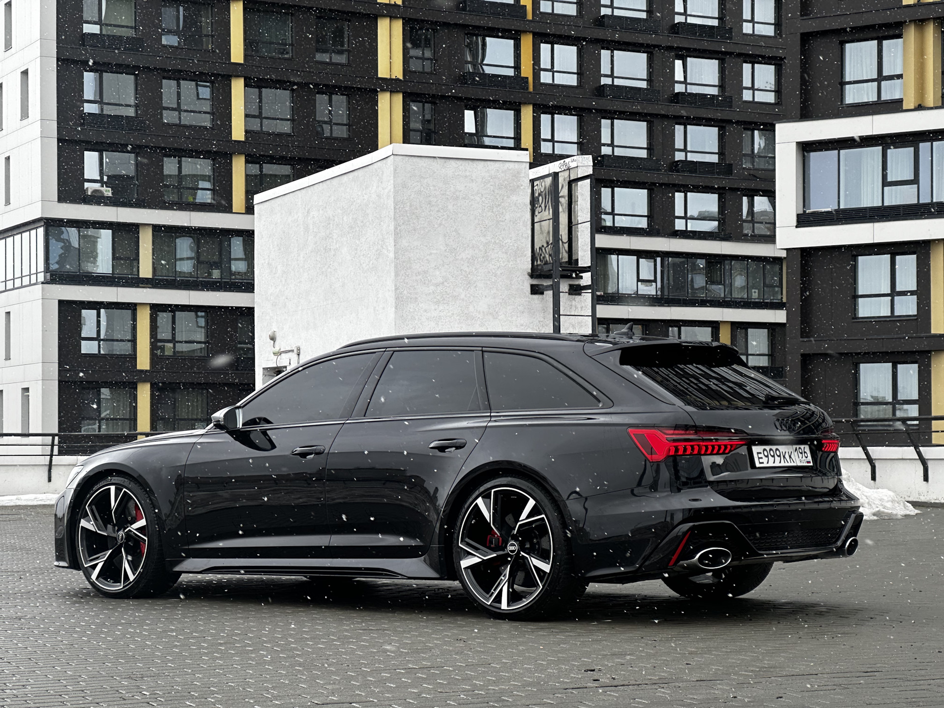 Фото | ждём лето — Audi RS6 (C8), 4 л, 2021 года | фотография | DRIVE2