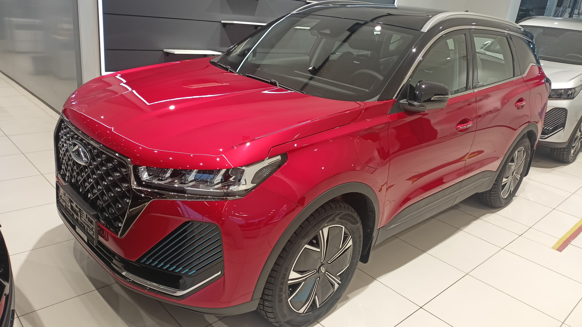 Chery Tiggo 7 Pro Hybrid 1.5 гибридный (Plug-in) 2023 | Красный тигр на DRIVE2