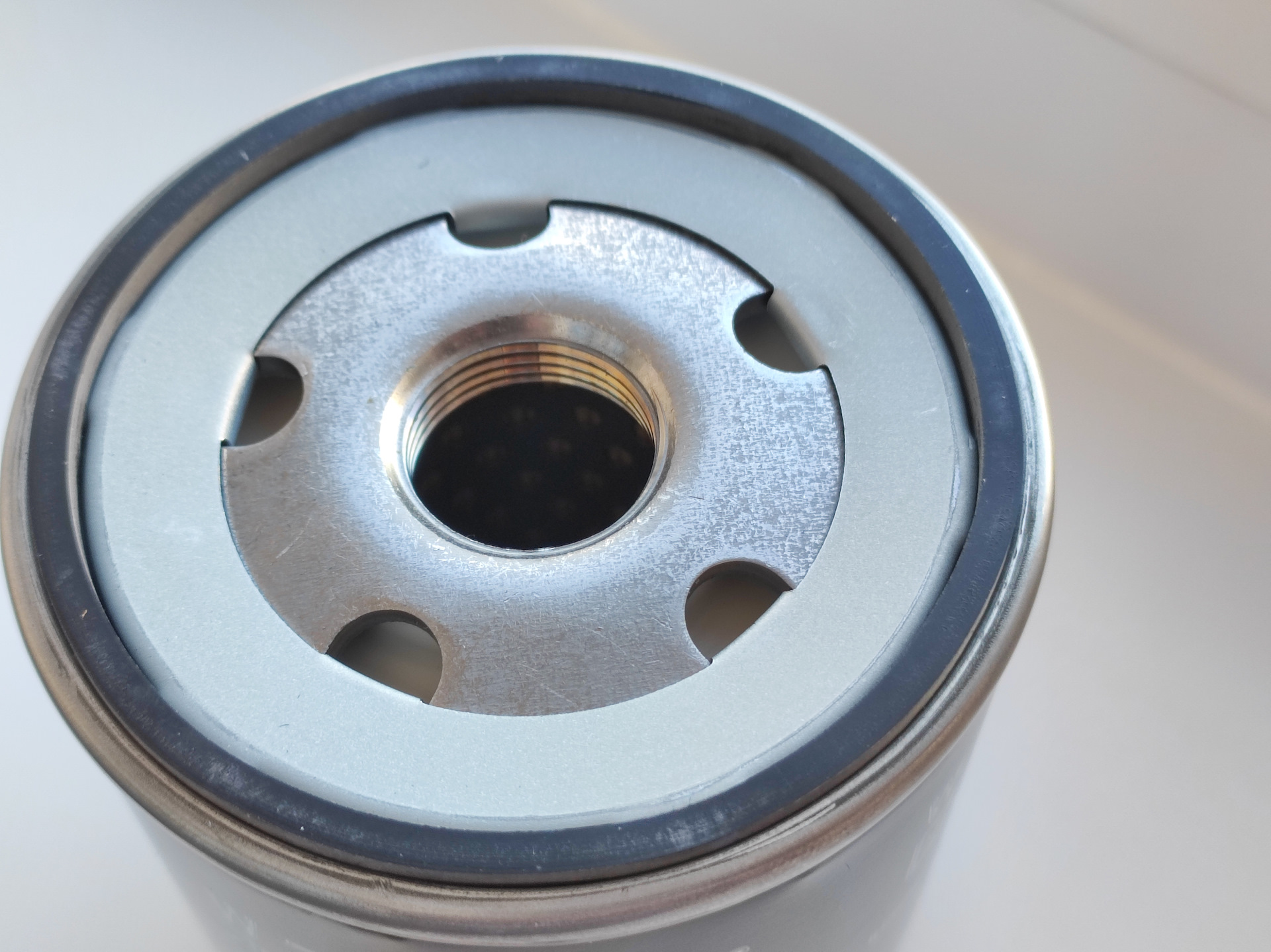 Фильтр Mann W7053 на аутлендер xl (3.0) большего объема чем оригинальный — Mitsubishi Outlander ...