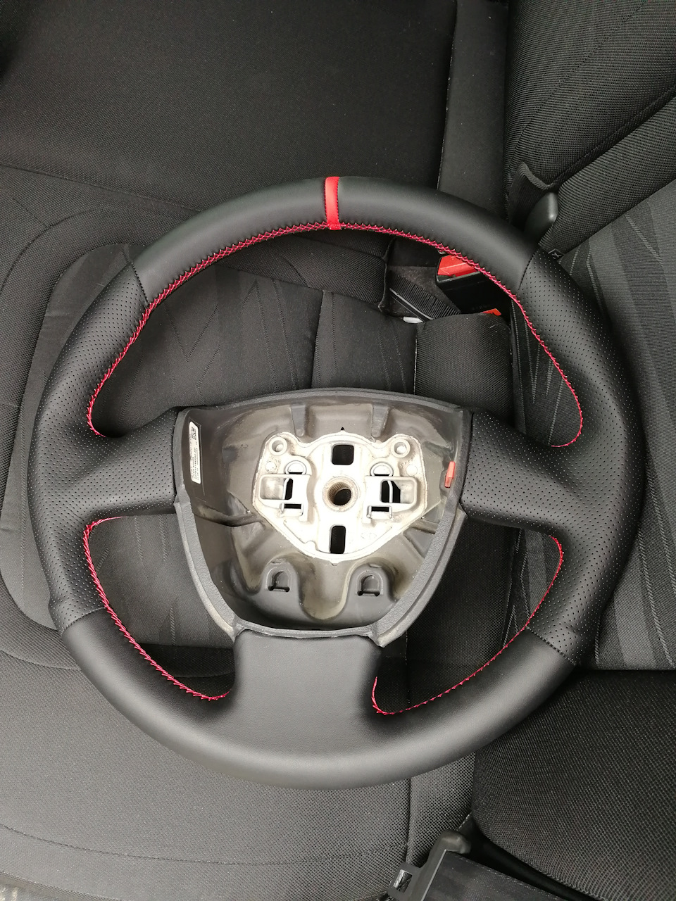 Руль гранта спорт — Lada Granta Sport, 1,6 л, 2013 года | тюнинг | DRIVE2