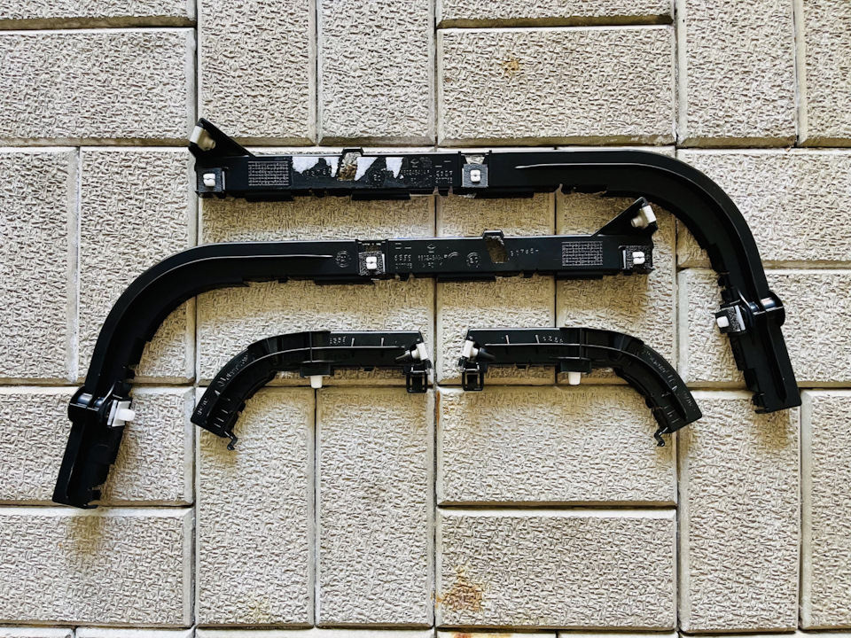 OEM Mopar Bumper Bracket — Dodge Challenger, 6,4 л, 2011 года ...