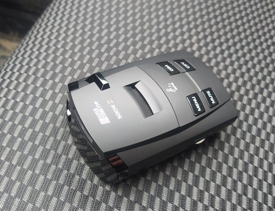 Новый радар-детектор SILVERSTONE F1 SOCHI-Z. Сравнение со старичком ...