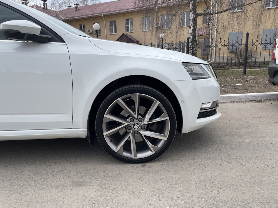 ️НУЖНА ПОМОЩЬ ️Нужен диск — Skoda Octavia A7 Mk3, 1,8 л, 2020 года | колёсные диски | DRIVE2