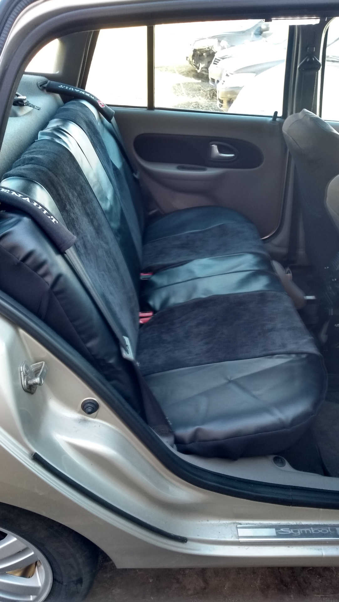 Чехлы в рено симбол — Renault Symbol, 1,4 л, 2008 года | своими руками ...