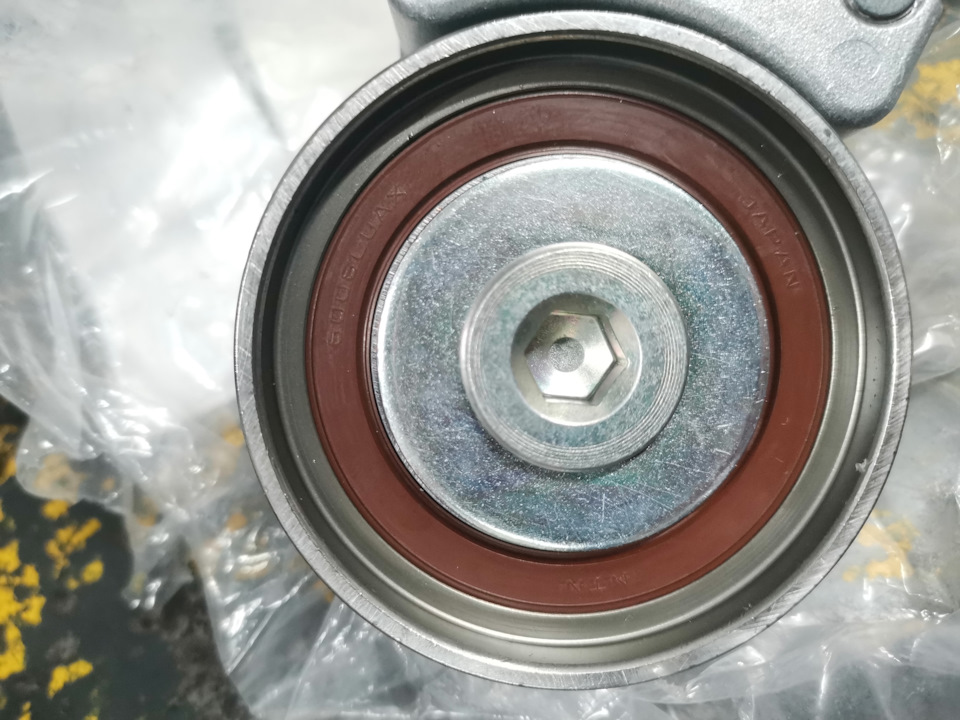 Замена ГРМ + Ceratec — Mitsubishi Outlander XL, 3 л, 2007 года ...