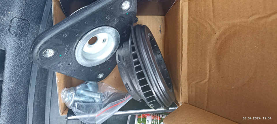 21. Плановое ТО, замена передних стоек… — Ford Focus Hatchback II, 1,8 ...