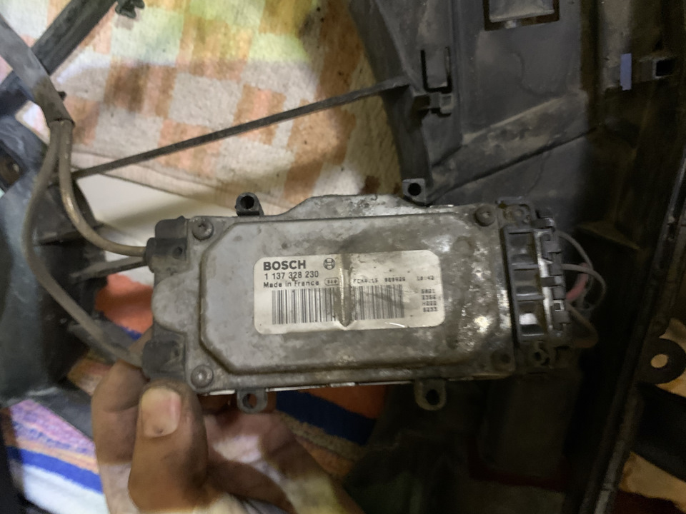 1137328230 Блок управления вентилятором охлаждения Mercedes | Запчасти ...