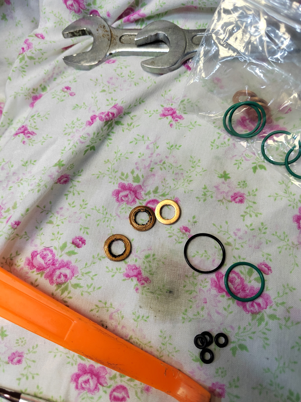 03P130519 Манжетное уплотнение VAG | Запчасти на DRIVE2