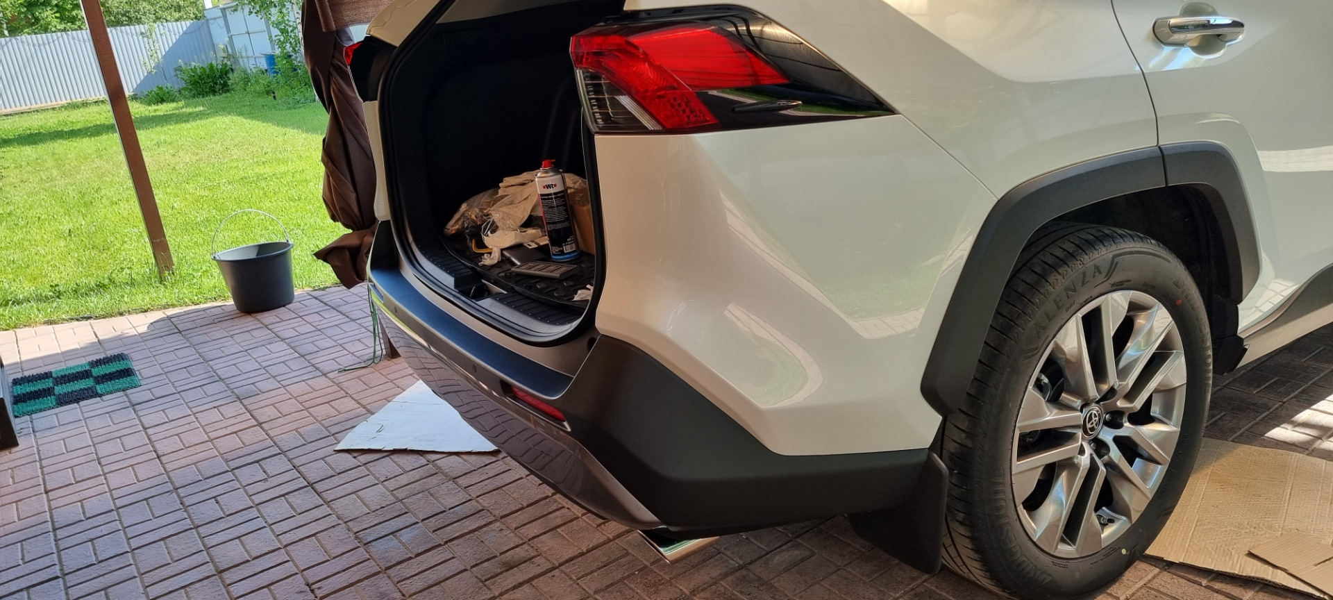 Замена поцарапанного бампера. — Toyota RAV4 (5G), 2,5 л, 2020 года ...