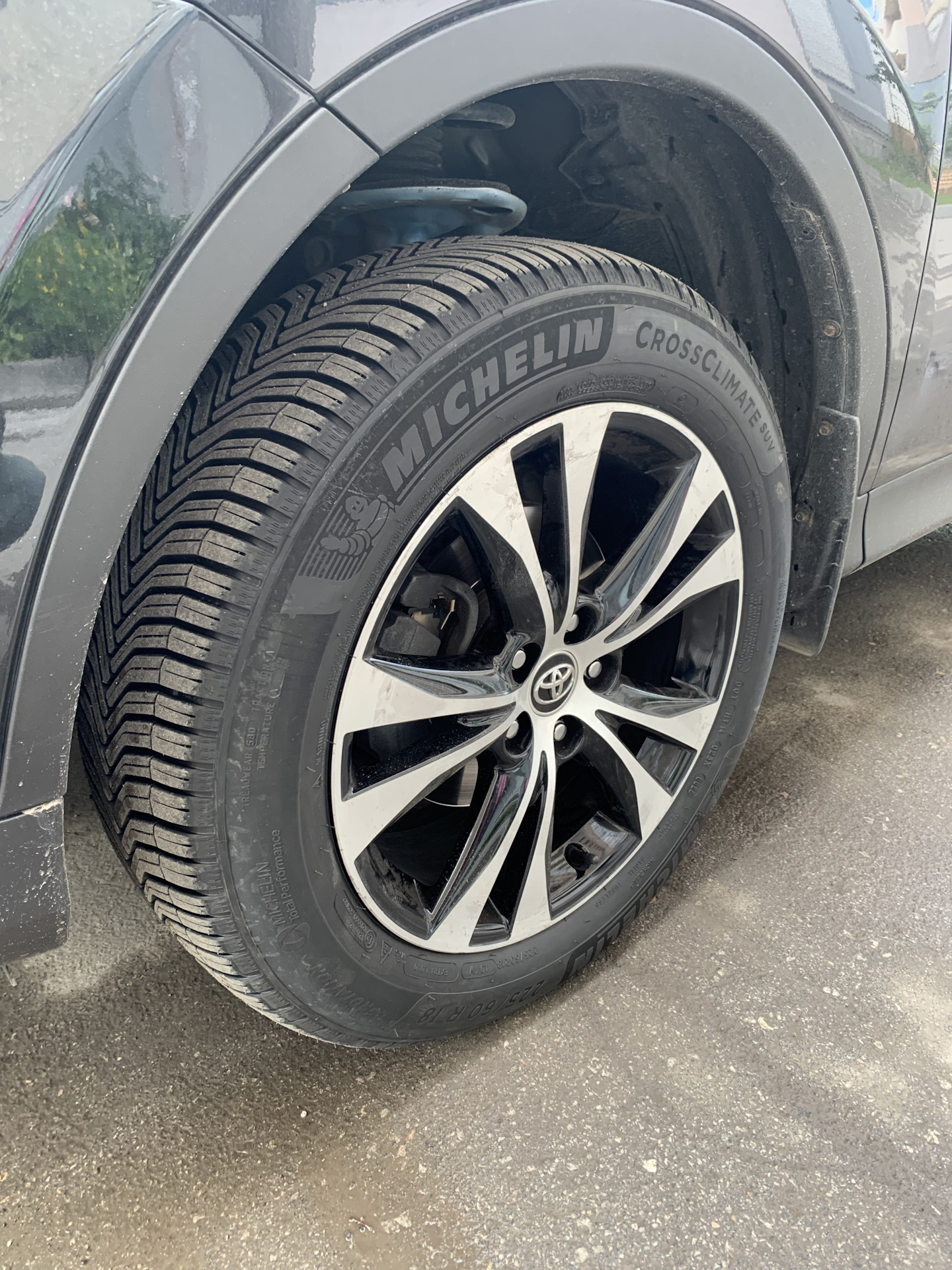 Замена шин R18 — Toyota RAV4 (IV), 2,5 л, 2013 года | шины | DRIVE2