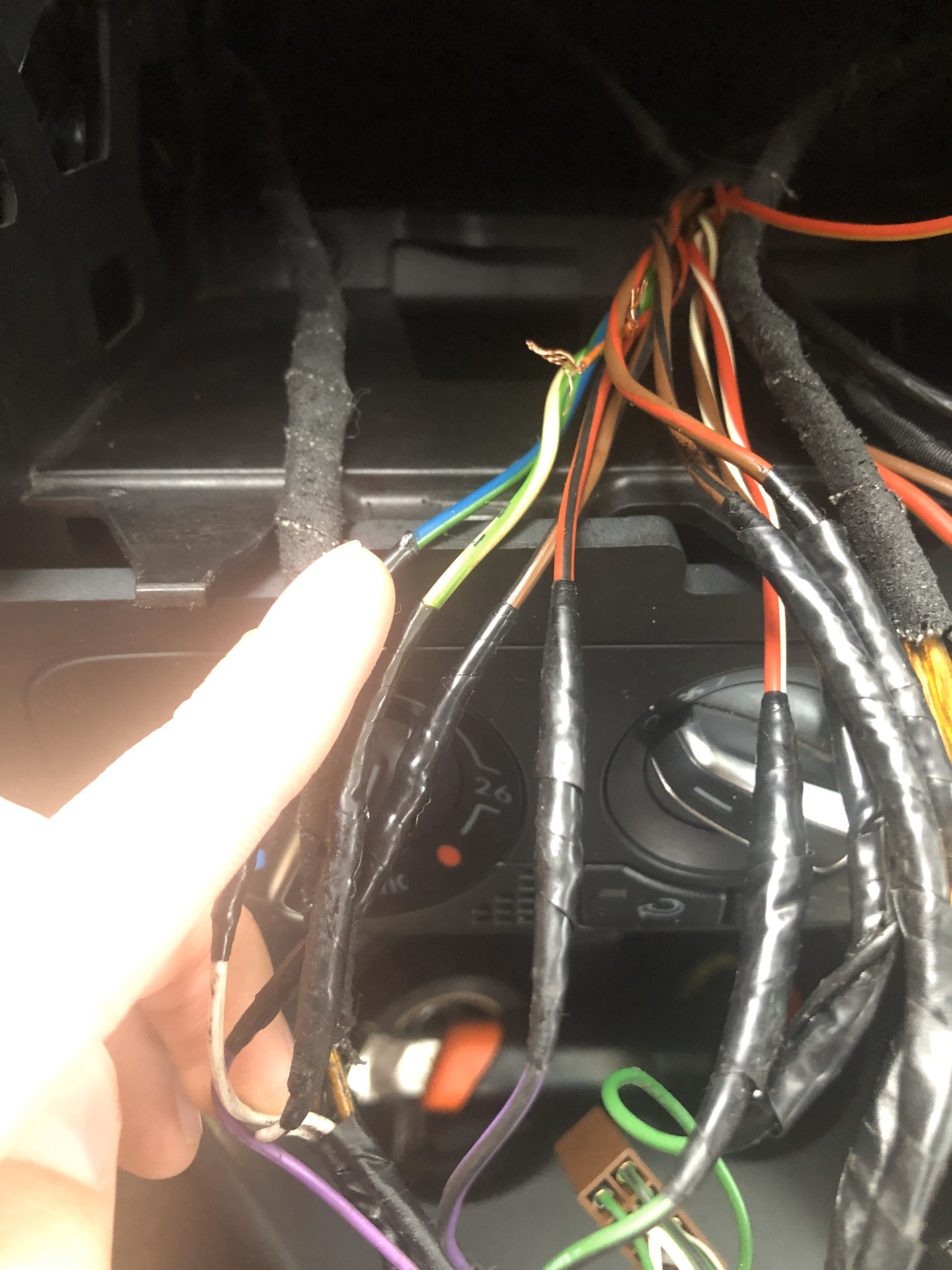 Установка RCD-330G Harman. В погоне за звучанием. — Volkswagen Polo ...