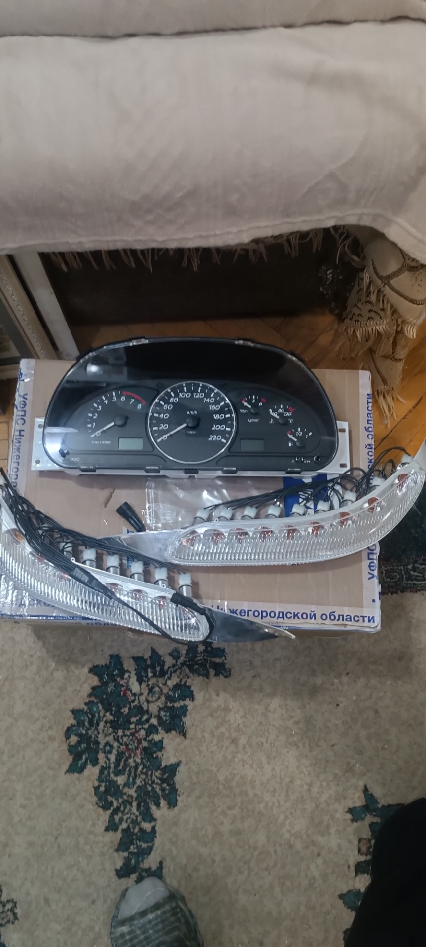 Комбинация приборов и поворотники газ 3111 на газ 31105 — ГАЗ 31105, 2,4 л, 2005 года | тюнинг ...