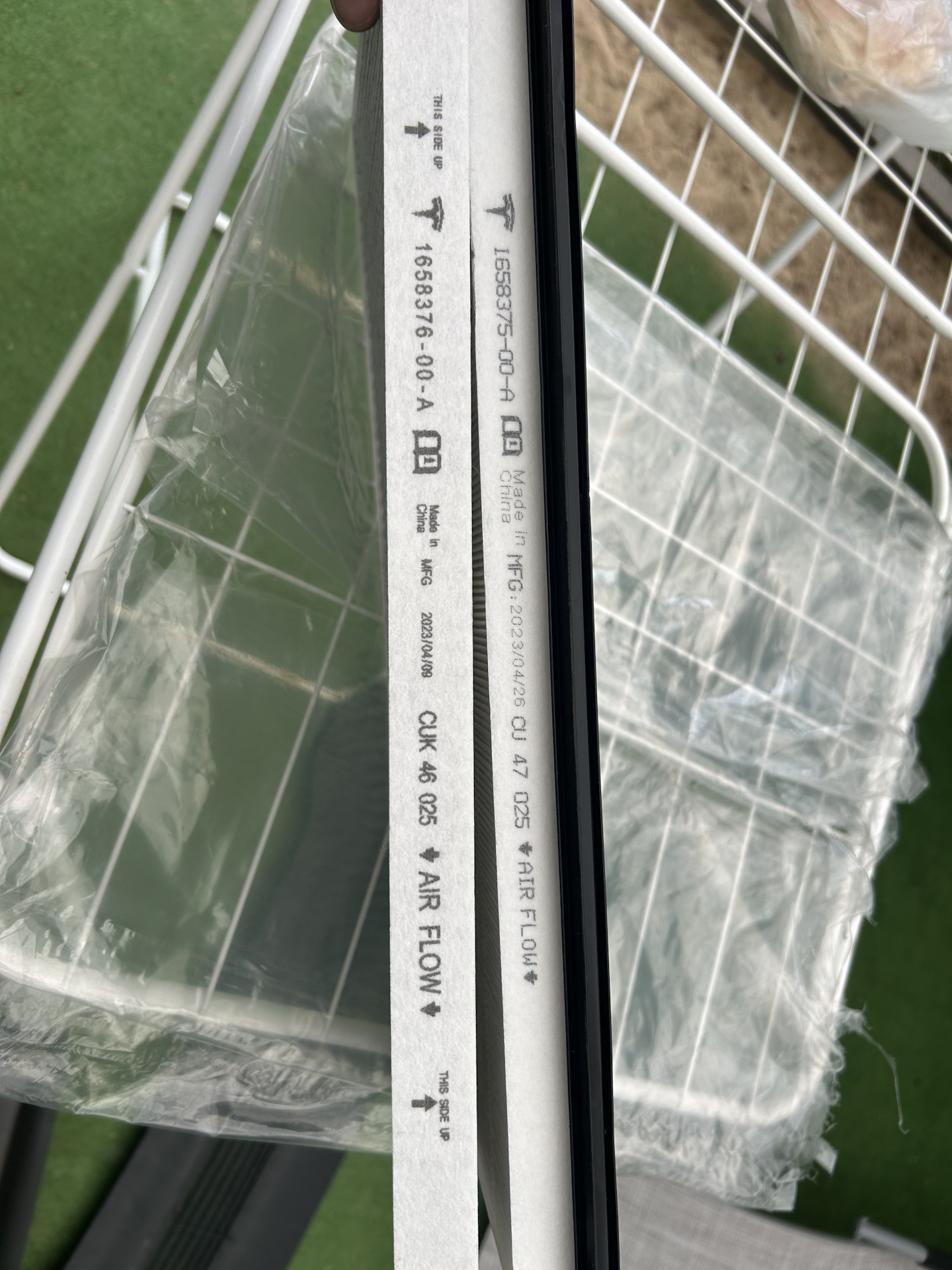 замена hepa фильтра — Tesla Model Y, 2022 года | своими руками | DRIVE2