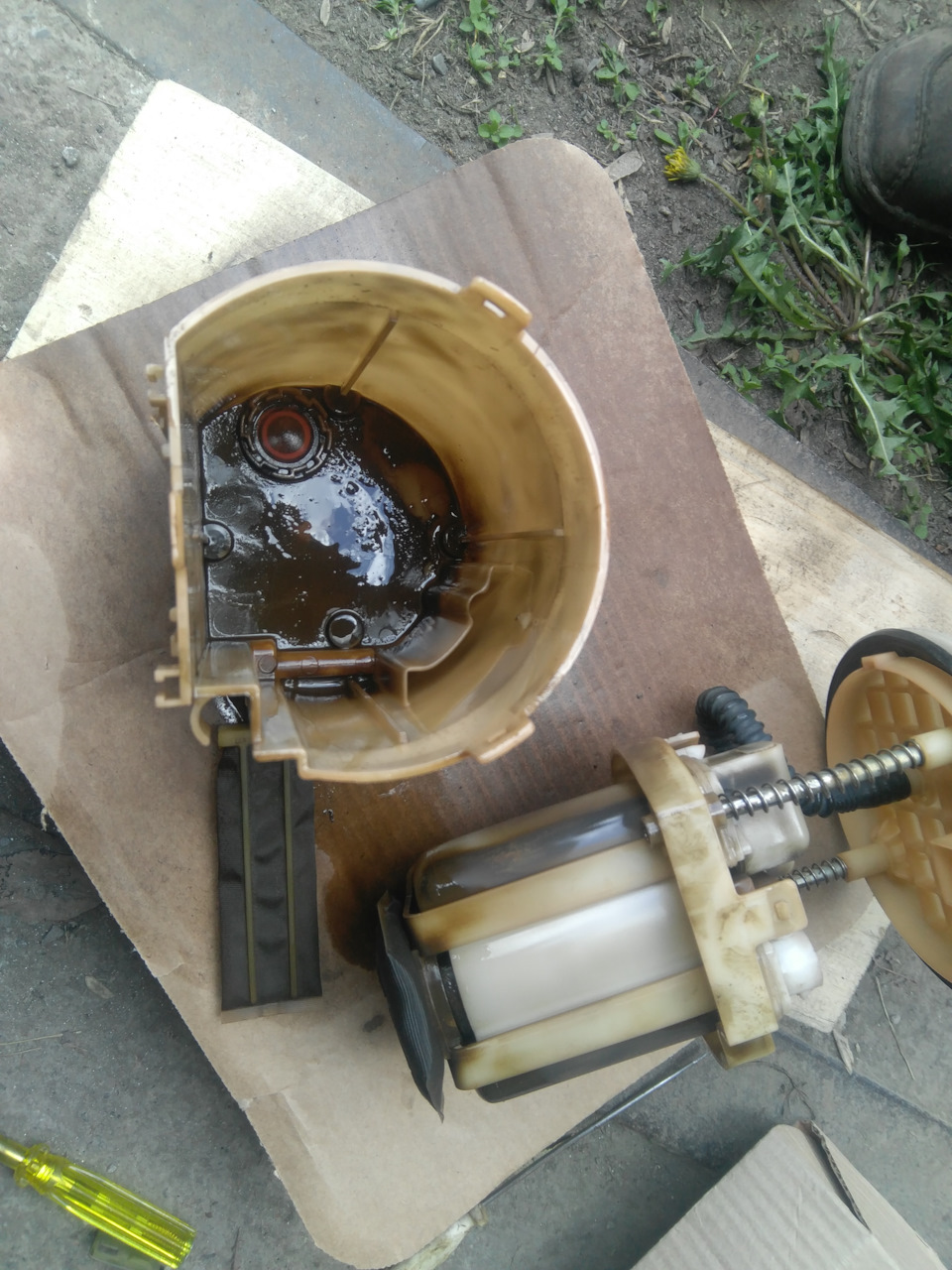 Замена топливных фильтров KIA CEED 1G ED-FL. Замена лам в ПТФ — KIA ...